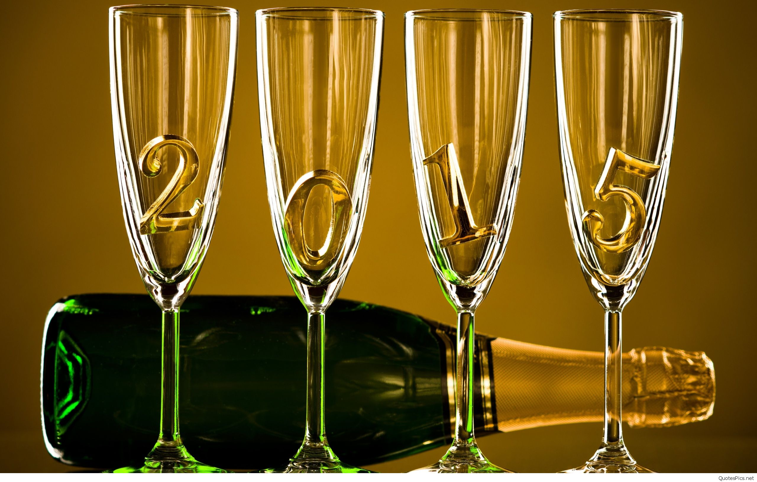 Feliz Año Nuevo 2020 Copas- WallpaperUse