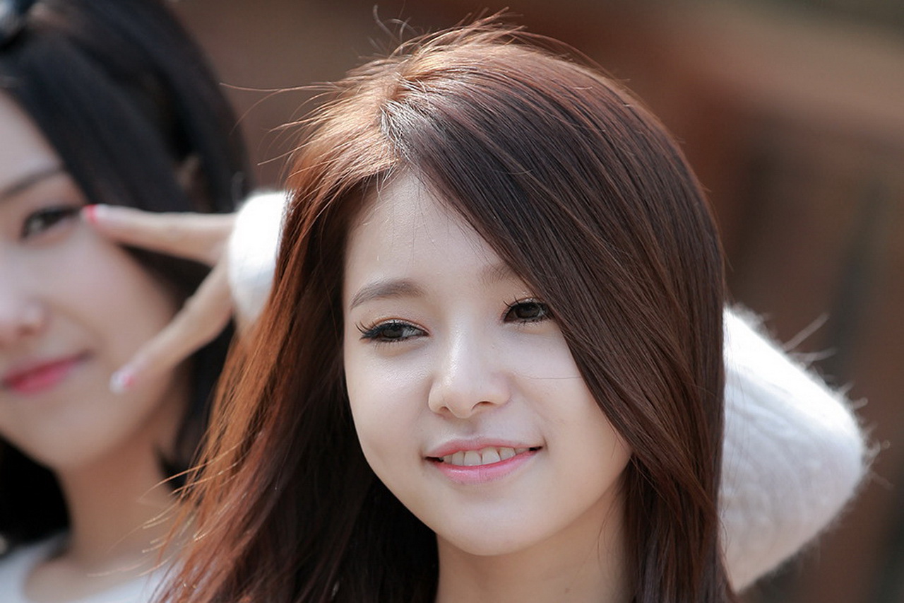 chica coreana fondo de pantalla,cabello,cara,peinado,belleza,ceja ...