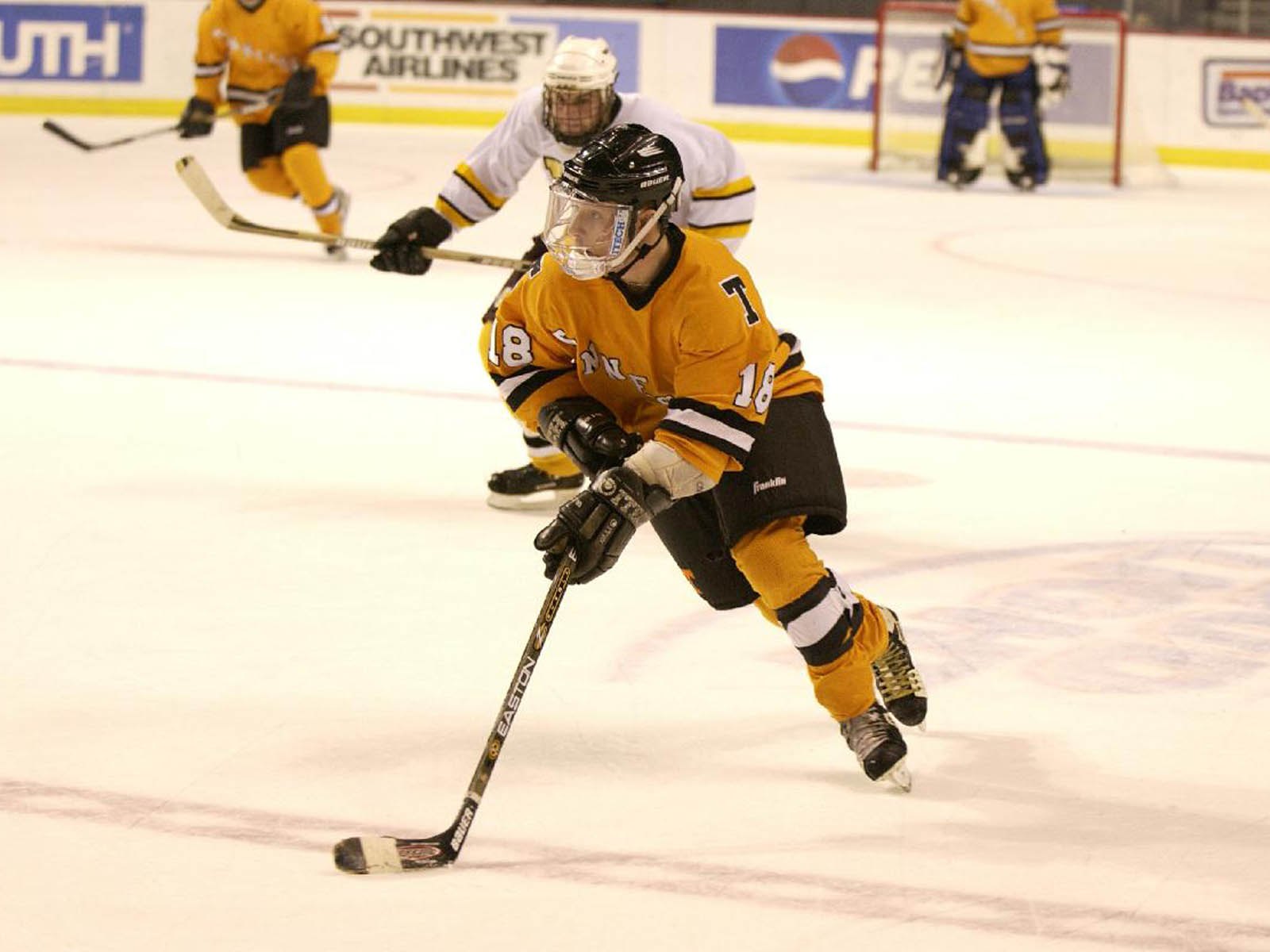 carta da parati per hockey,hockey su ghiaccio del college,hockey su ghiaccio,attrezzatura per ...