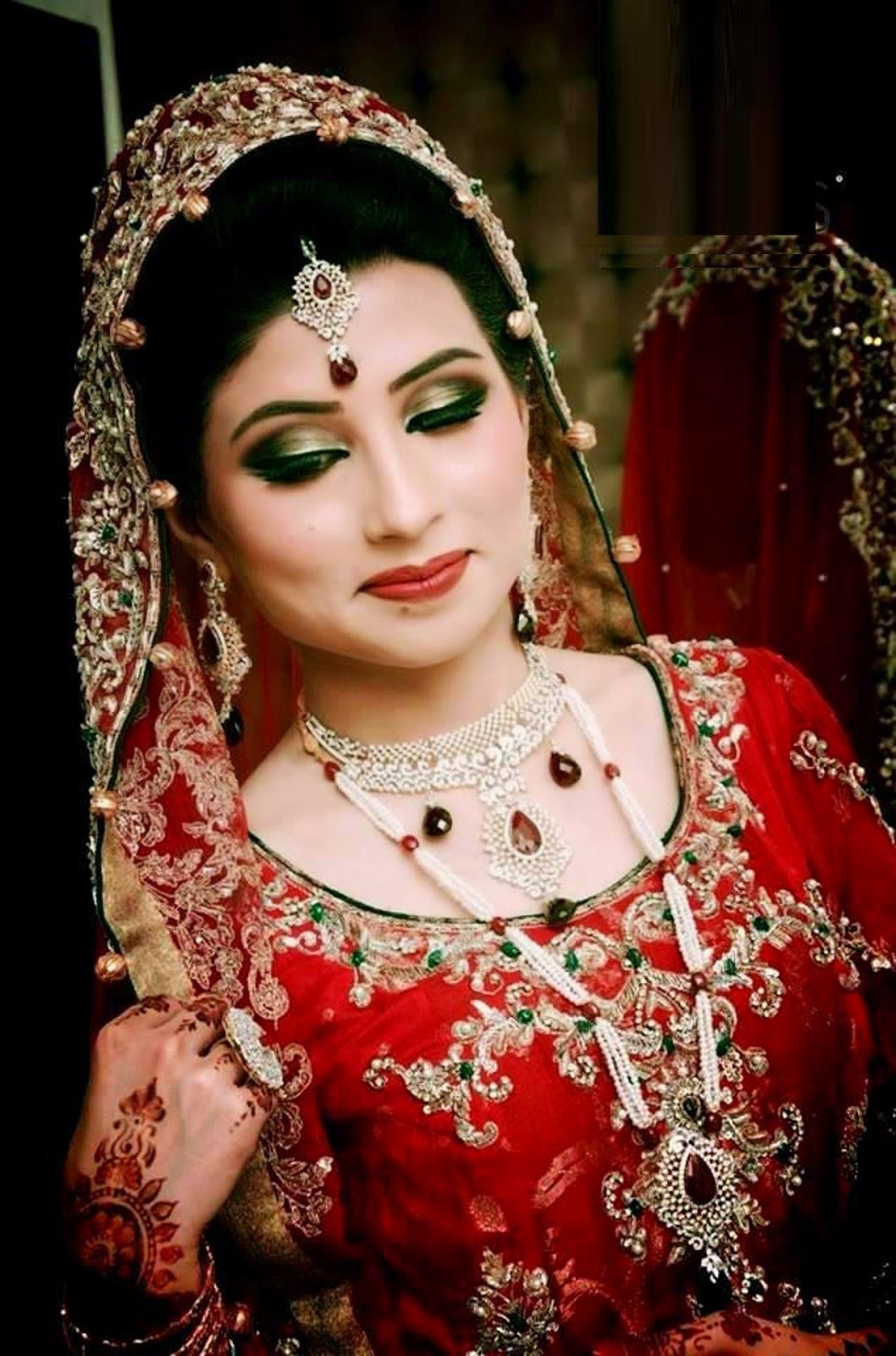 Dulhan Wallpaper Download - Bridal Makeup Hd- WallpaperUse