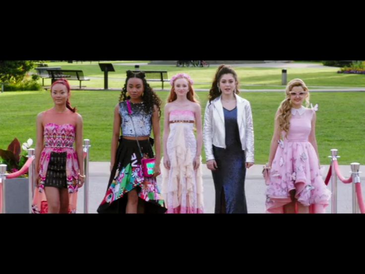 Project Mc2 Ember Evergreen- WallpaperUse