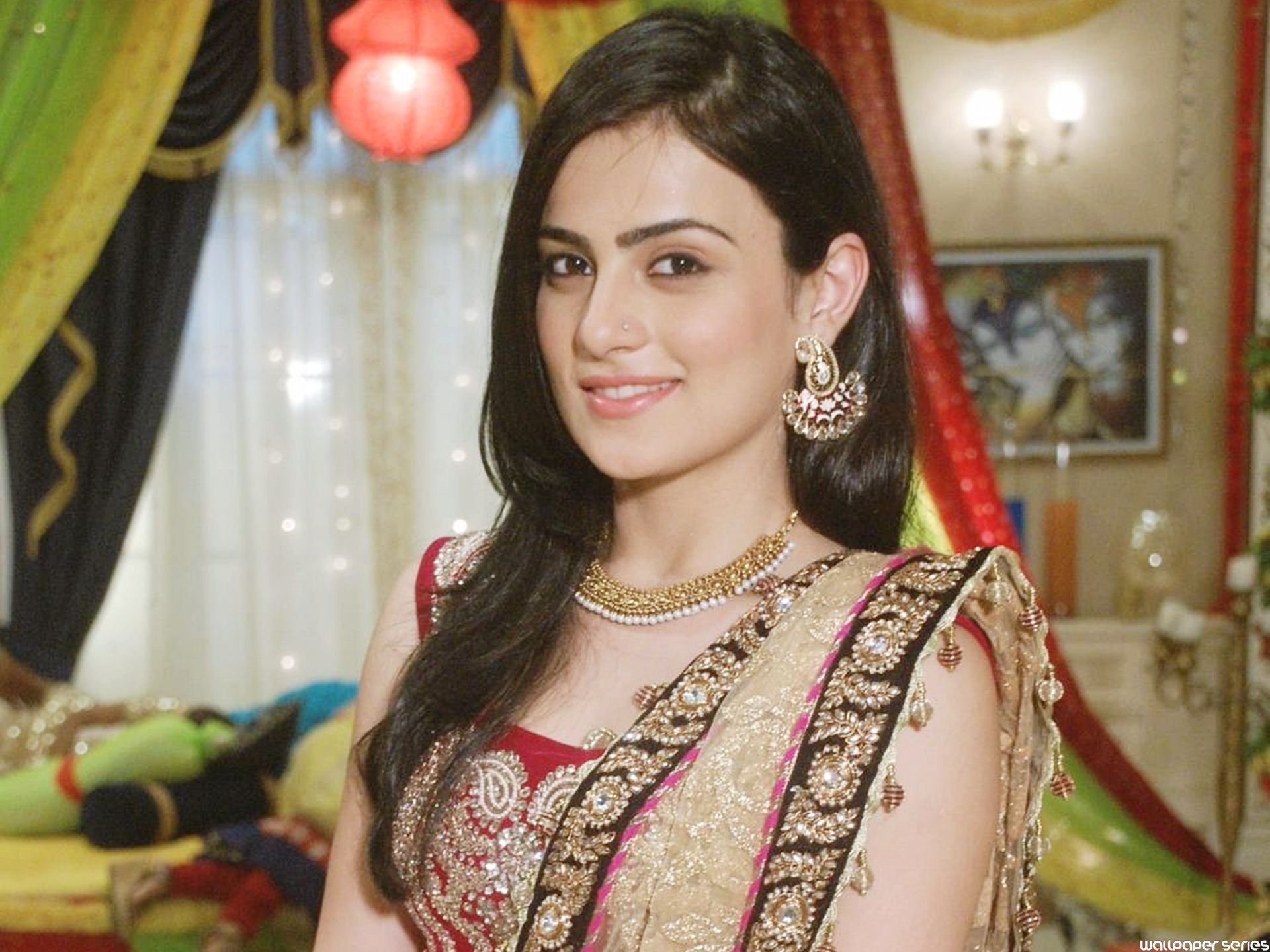 meri aashiqui tumse hi ishani hd wallpaper,sari,jewellery,event,fashion ...