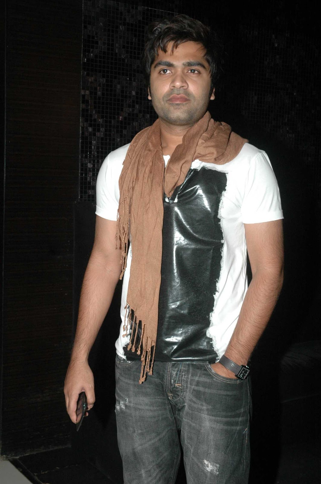 Simbu Stills- WallpaperUse