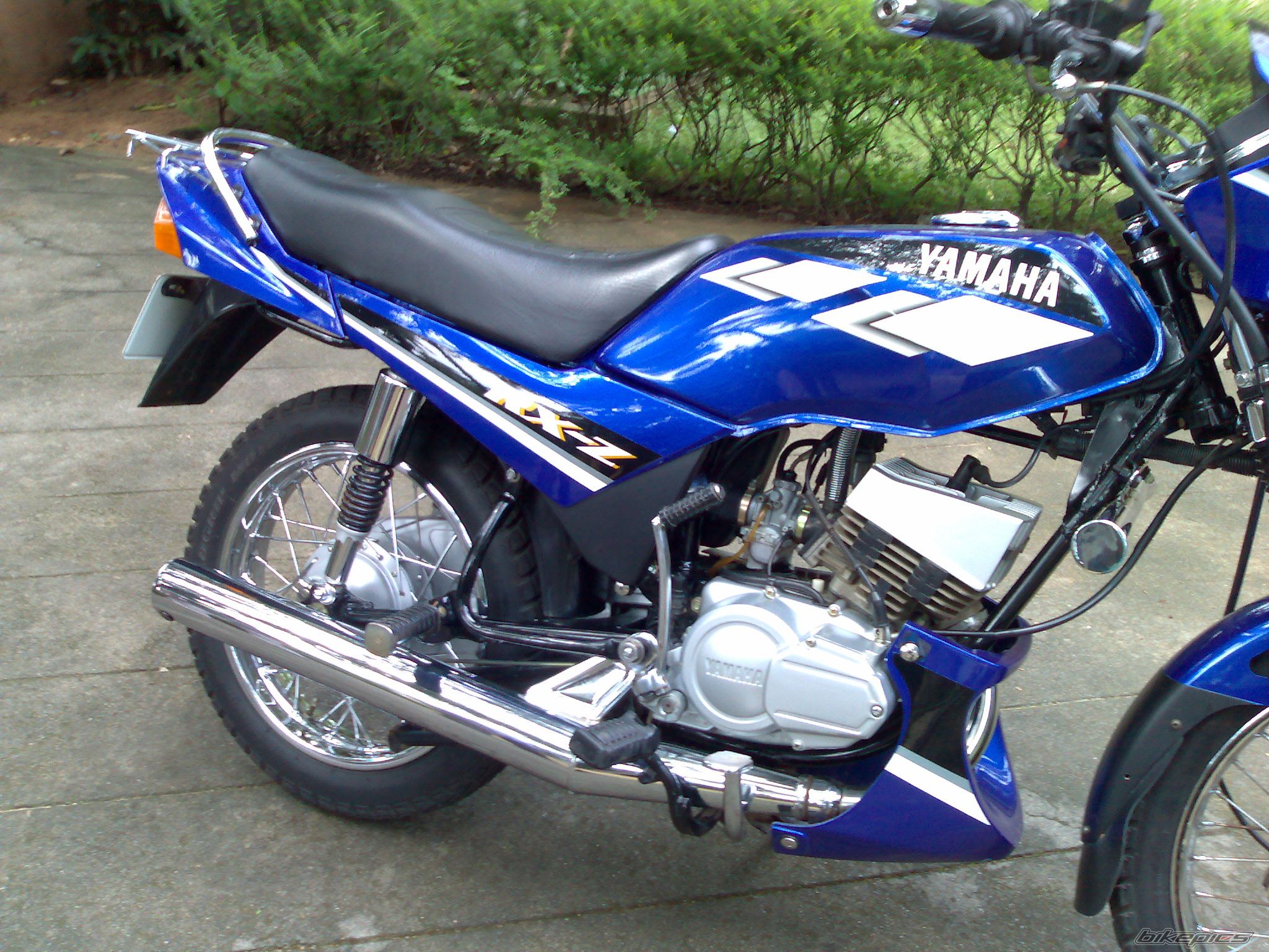 Yamaha Rxz Blue India- WallpaperUse