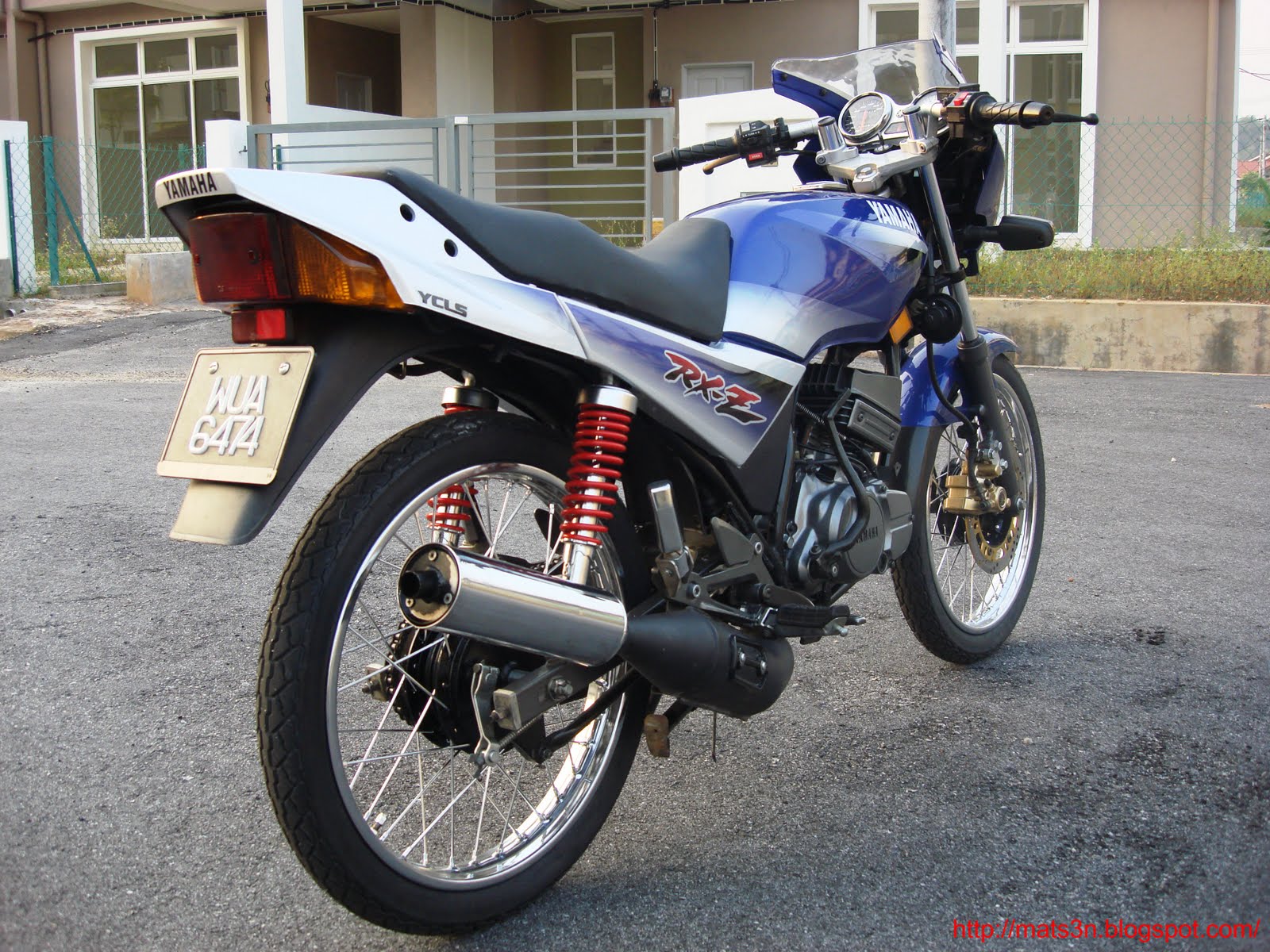 Yamaha Rxz 6 Speed- WallpaperUse