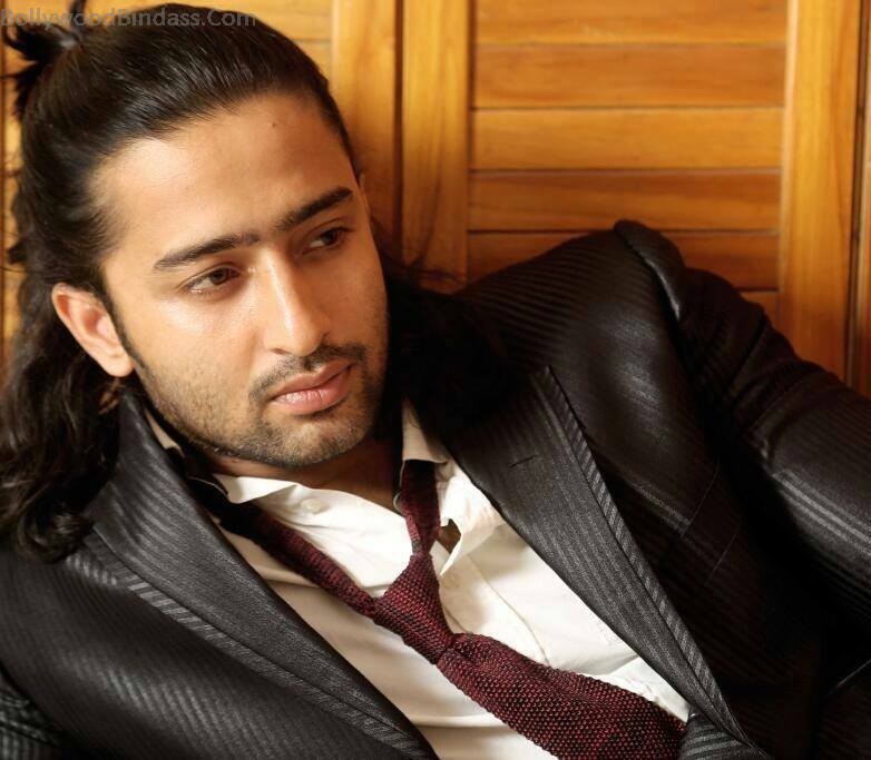 kuch rang pyar ke aise bhi wallpaper hd,hair,forehead,hairstyle,eyebrow ...