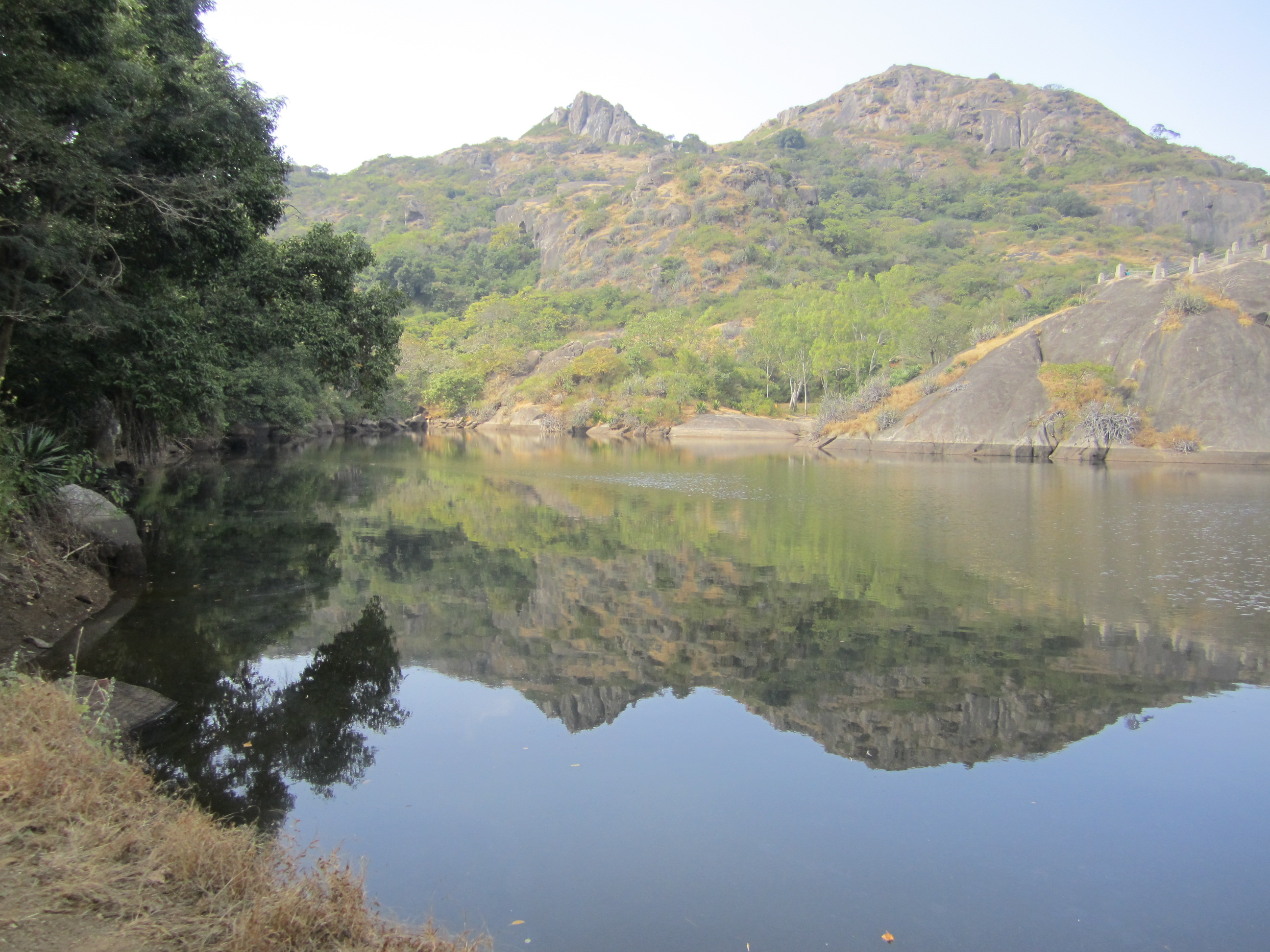 Mount Abu Image - Reflection- WallpaperUse