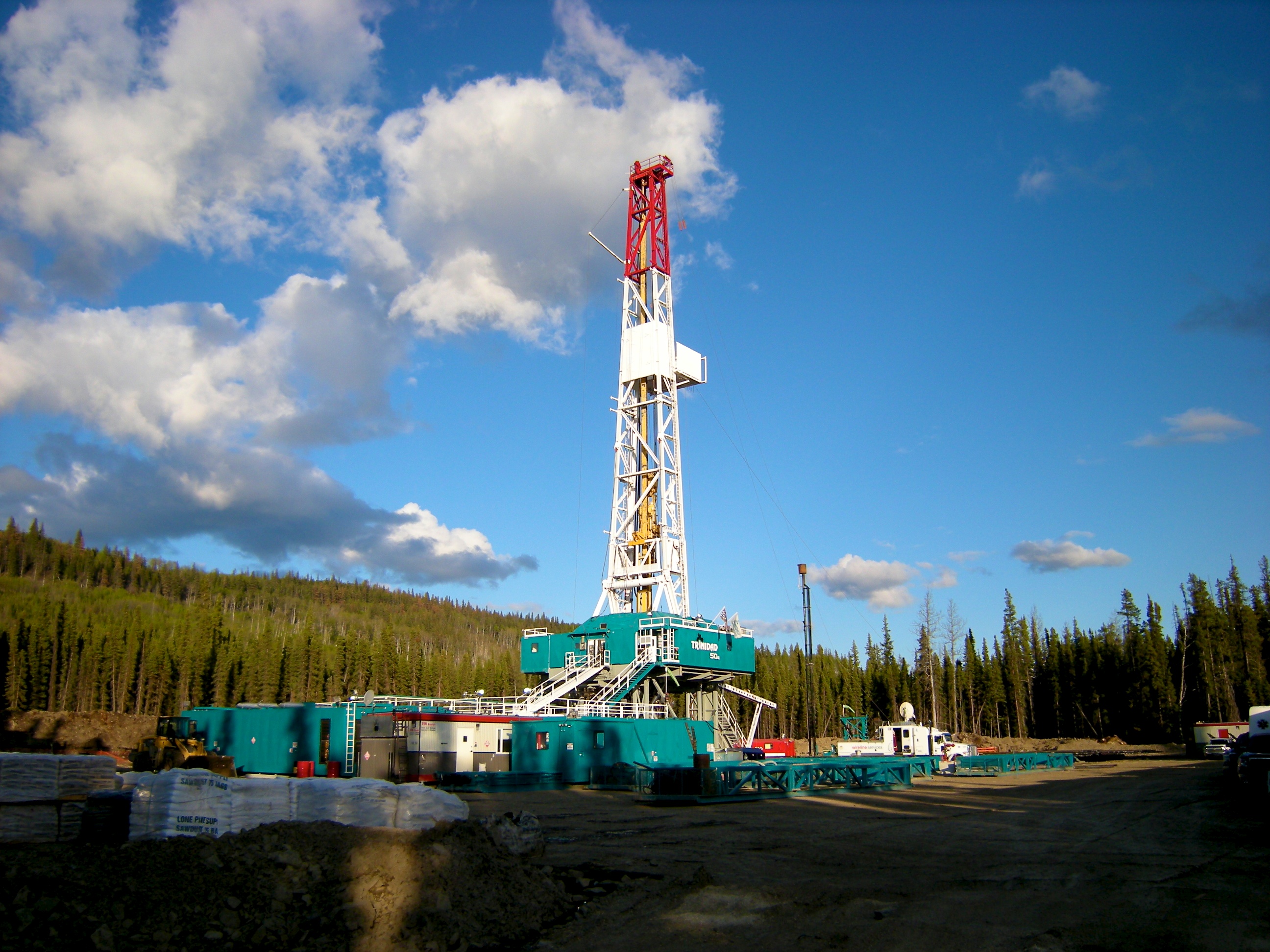 oilfield wallpaper,sky,drilling rig,vehicle,tower,construction ...