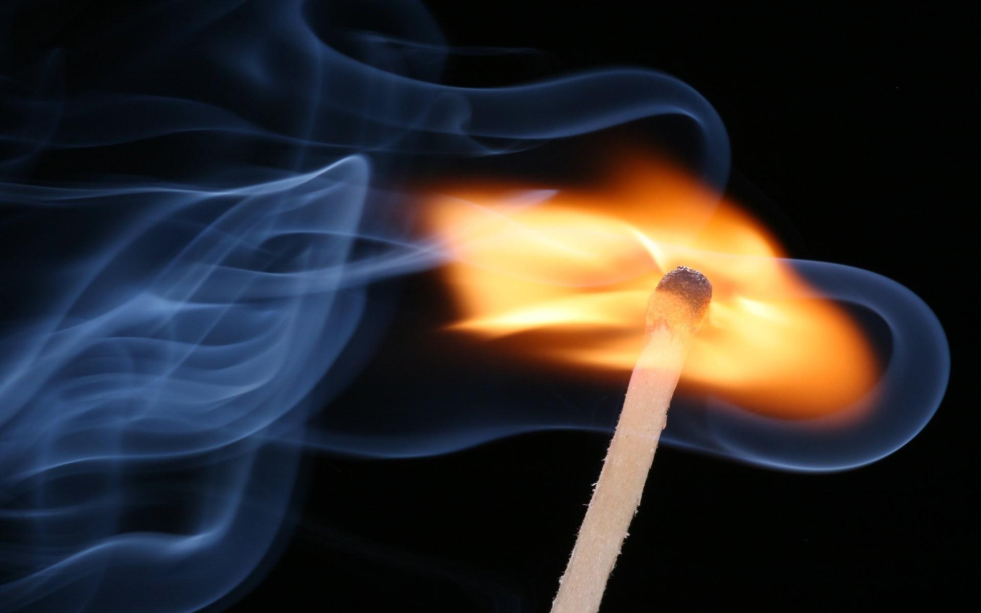 fondos de pantalla iluminados,fumar,partido,fuego,fuego,calor (#20901 ...