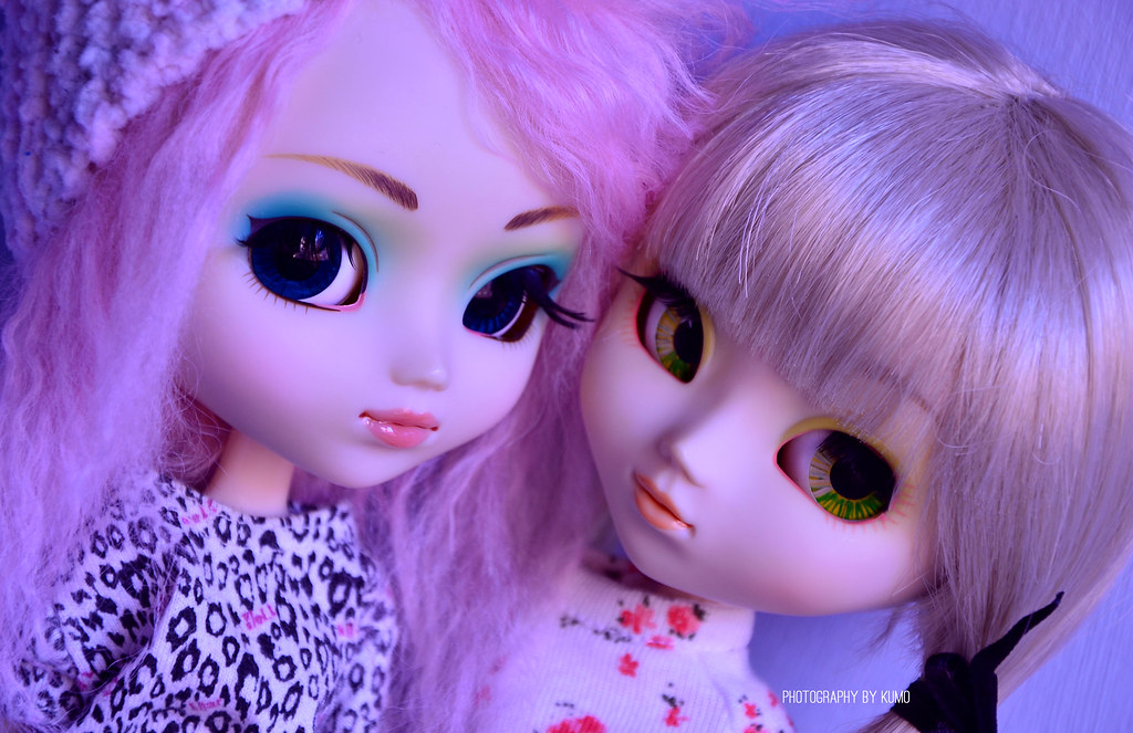 Doll Friends- WallpaperUse