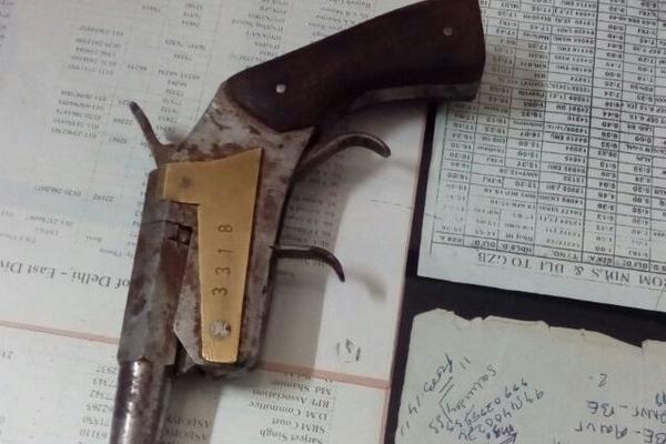 desi katta gun wallpaper,tool,revolver (#200388) - WallpaperUse