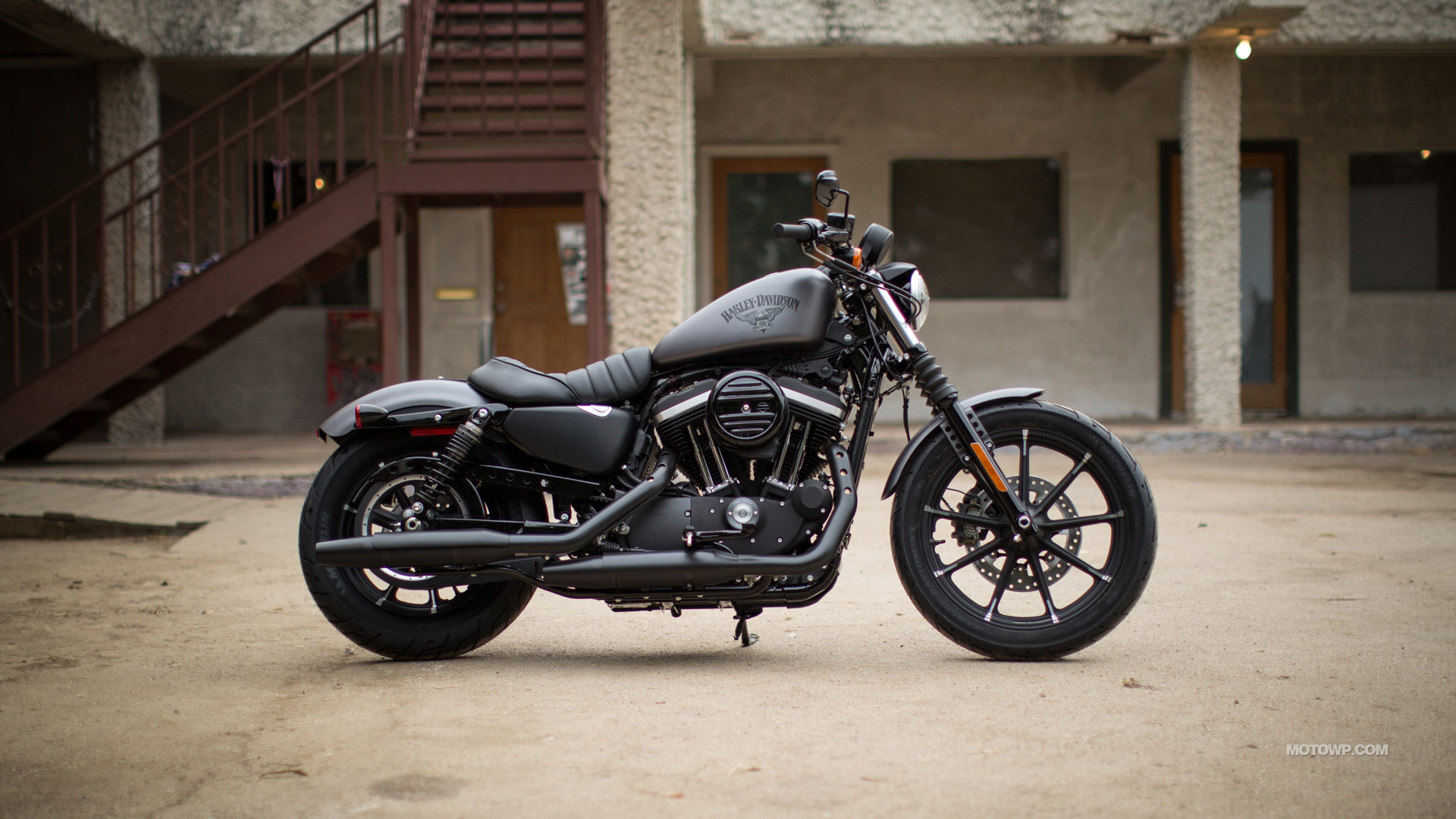 Harley Davidson Iron 883 Grey- WallpaperUse