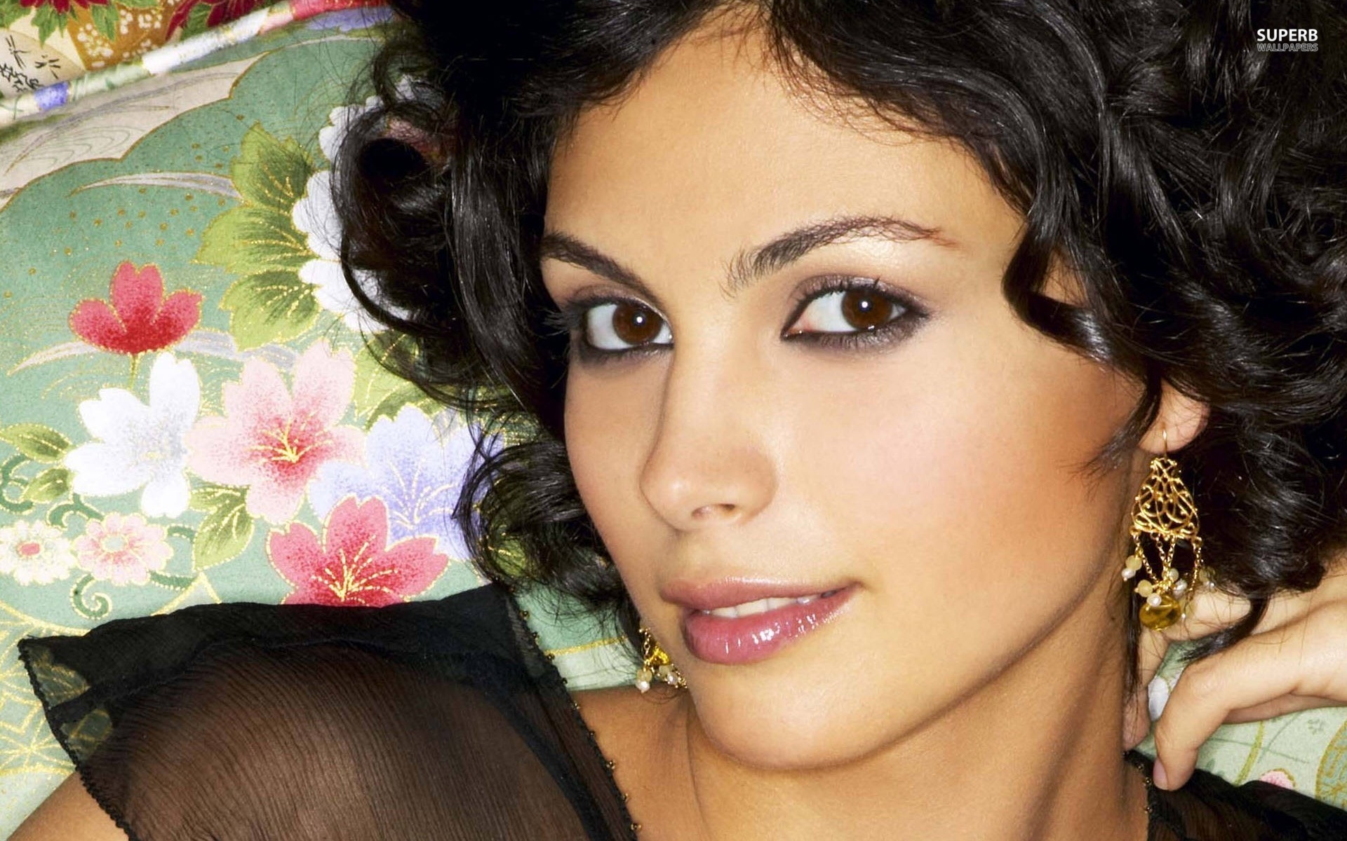 Morena Baccarin Sexy Face Wallpaperuse