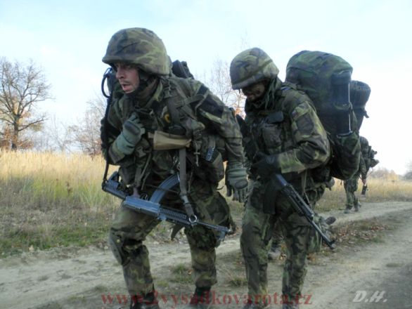 Komando - Army- WallpaperUse