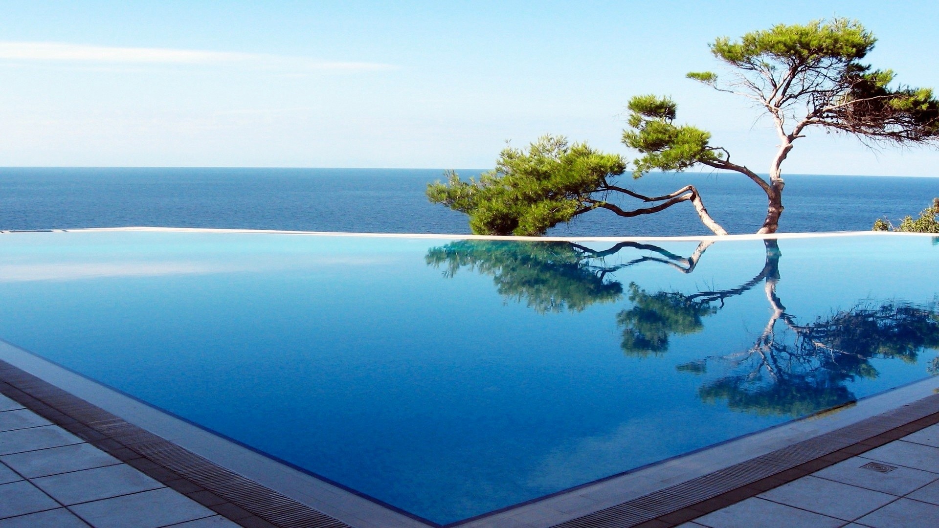 Pool Wallpapers - Infinity Pool Ocean View- WallpaperUse