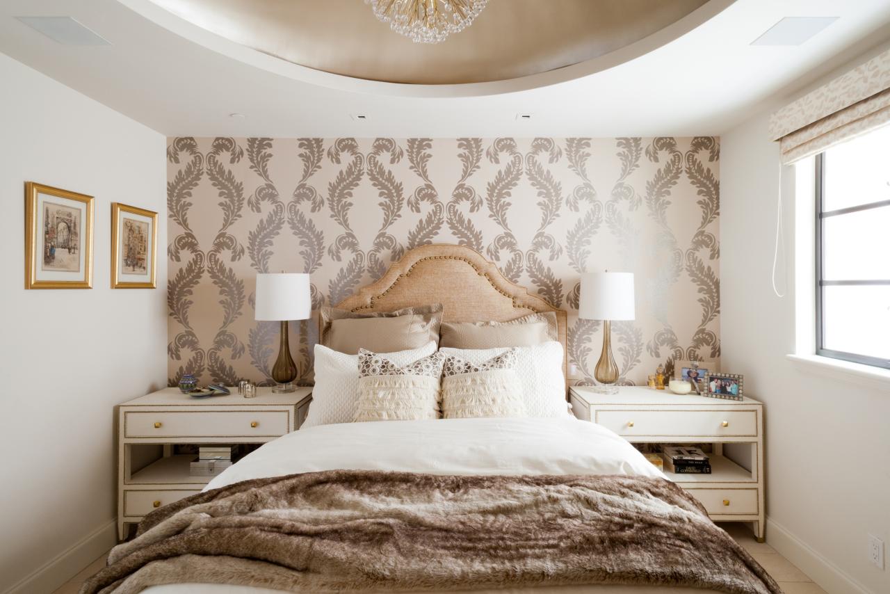 Neutral Bedroom With Wallpapered Accent Wall - Bedroom- WallpaperUse