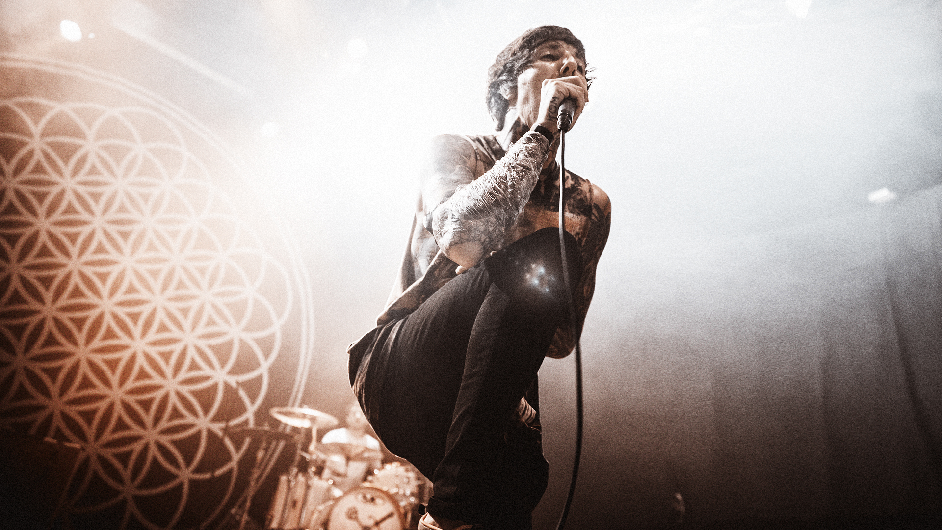 bmth wallpaper hd,performance,music,musician,performing arts,concert ...