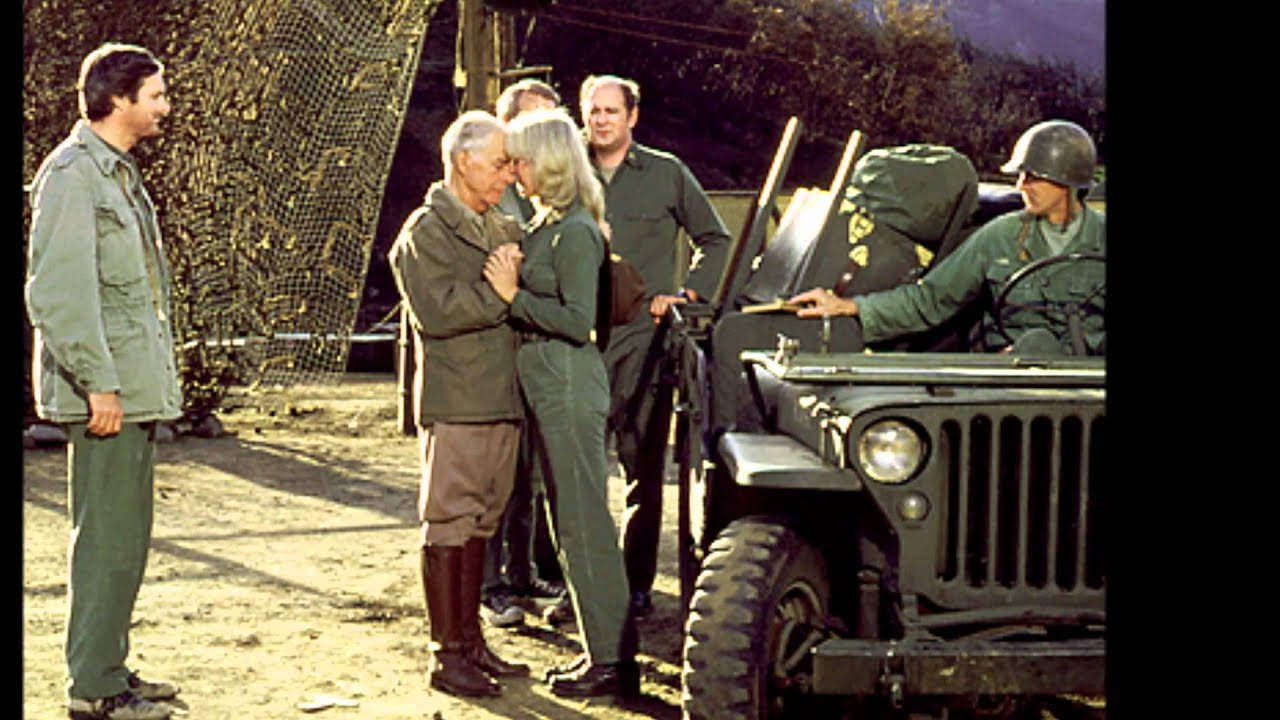 M*a*s*h- WallpaperUse