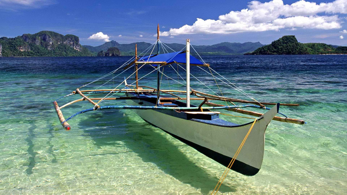 Boat Cebu Beach Wallpaper Laptop Backgrounds - Boat In The Philippines ...