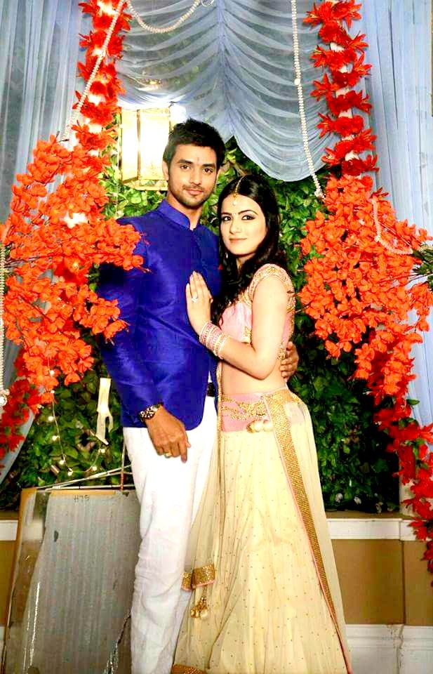 tv serial couple wallpaper,photograph,orange,bride,wedding dress,flower ...