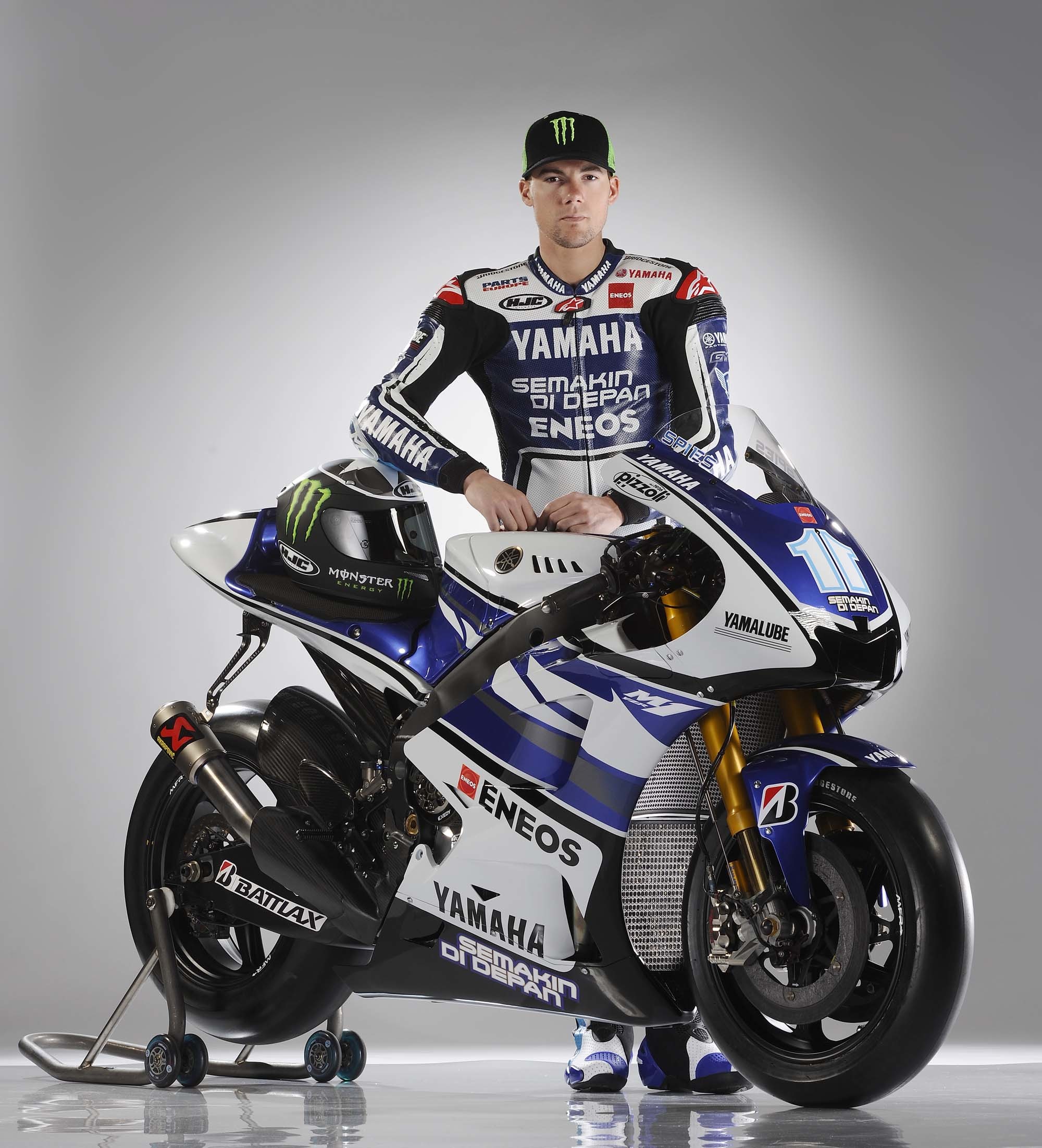 download wallpaper motogp,motorcycle racer,motorcycle,superbike racing ...
