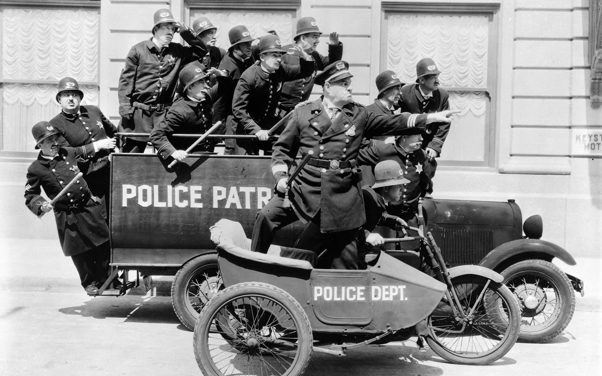 Hd Widescreen Wallpapers Right Click The Wallpaper - Keystone Cops ...