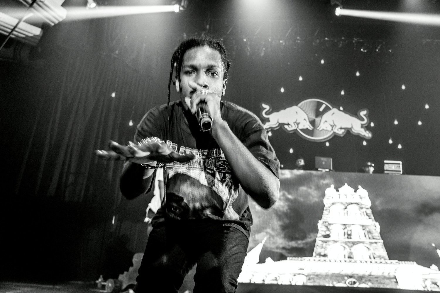 Ap Wallpaper- WallpaperUse