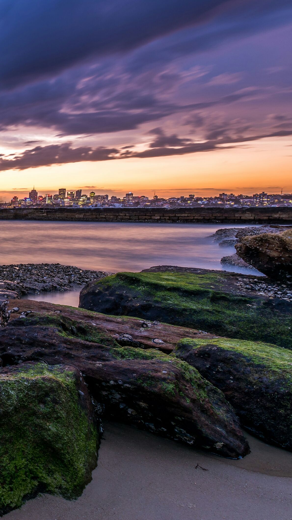 Mobile Best Wallpaper For Android- WallpaperUse