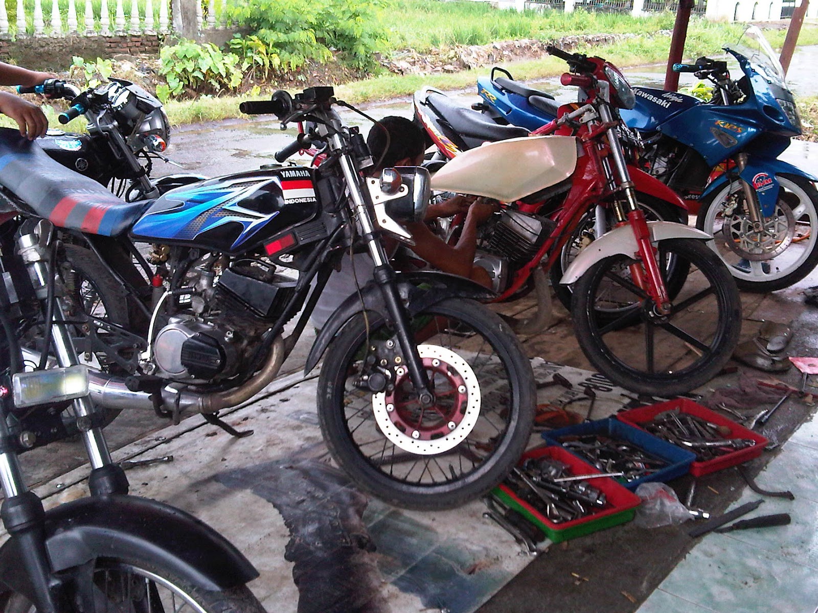 wallpaper anak racing,land vehicle,vehicle,motor vehicle,motorcycle ...