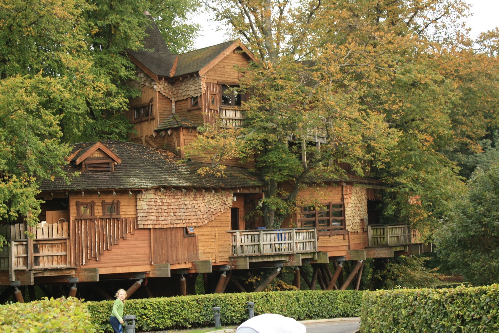 The Alnwick Garden- WallpaperUse