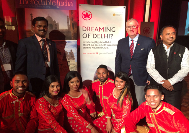 Air Canada Flight From Toronto To Delhi- WallpaperUse