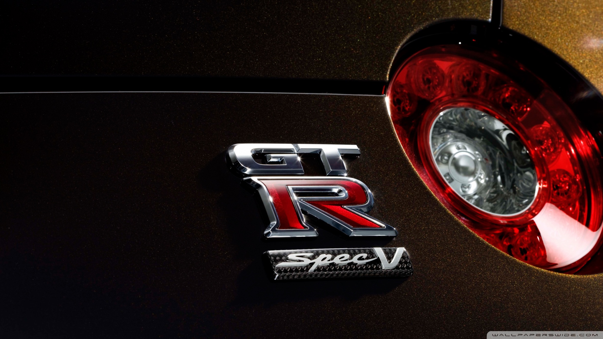 Nissan Gtr R35 Emblem- WallpaperUse