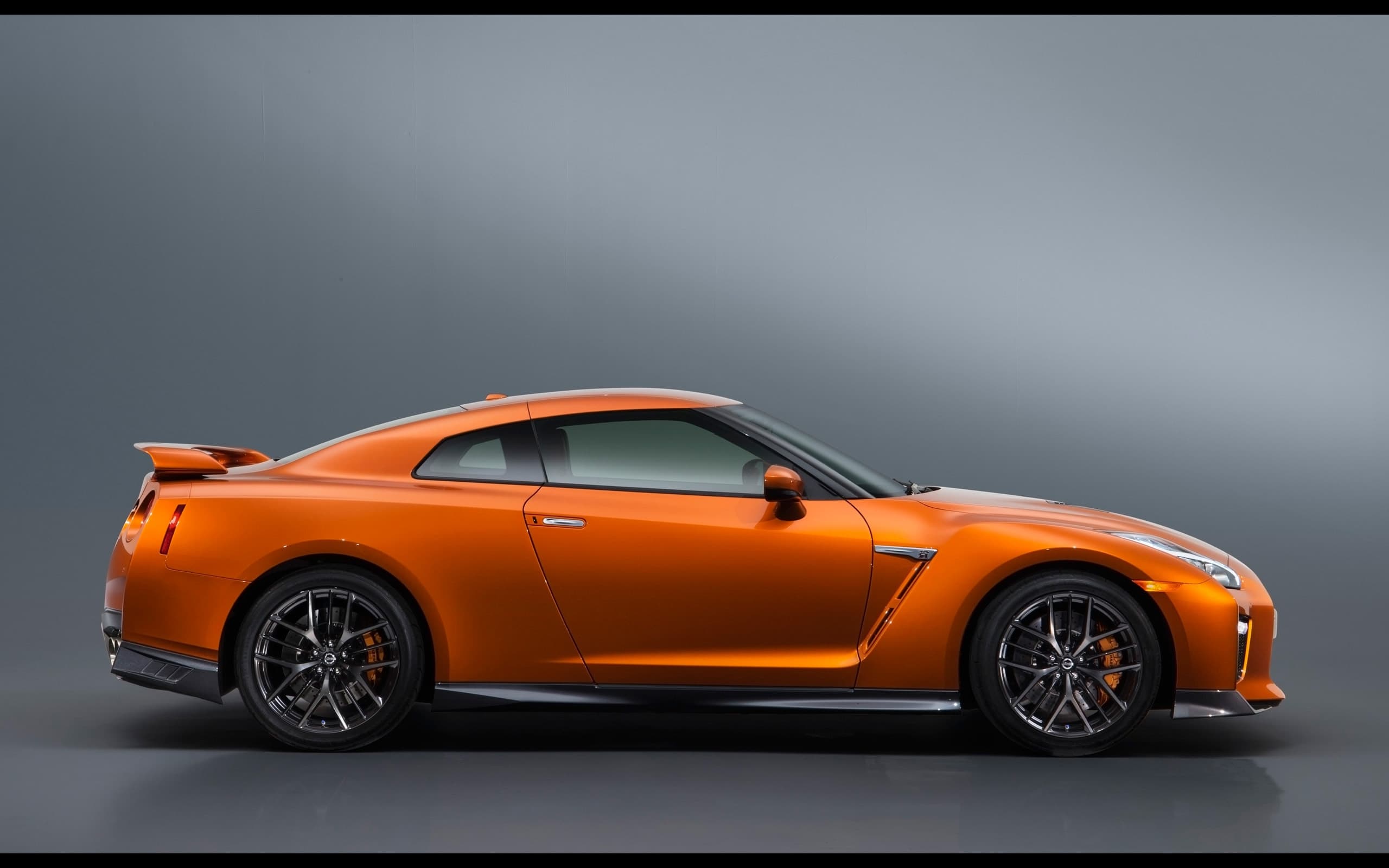 2017 Nissan Gt R Side Picture - 2017 Nissan Gtr Side View- WallpaperUse