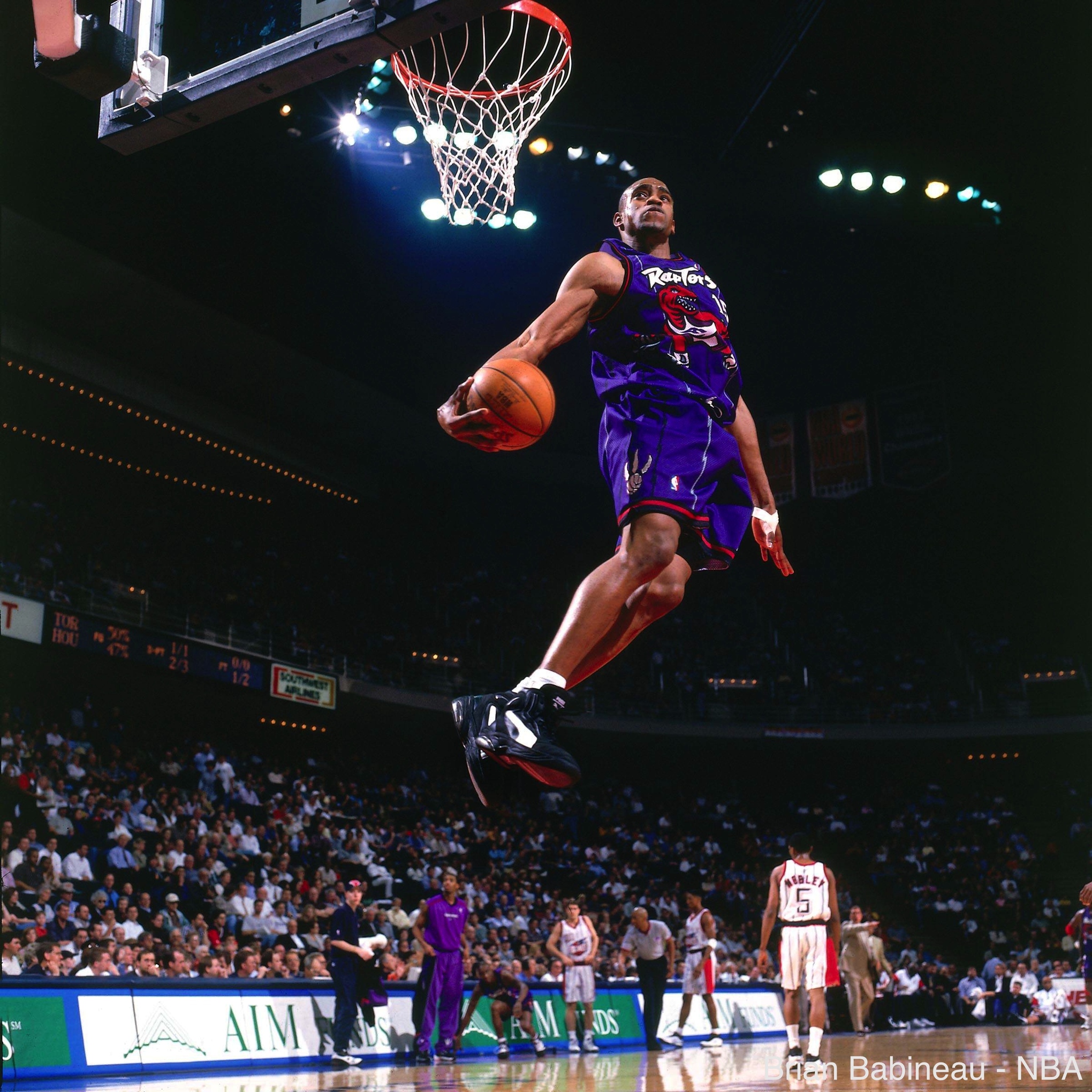 Vince Carter 98 99- WallpaperUse