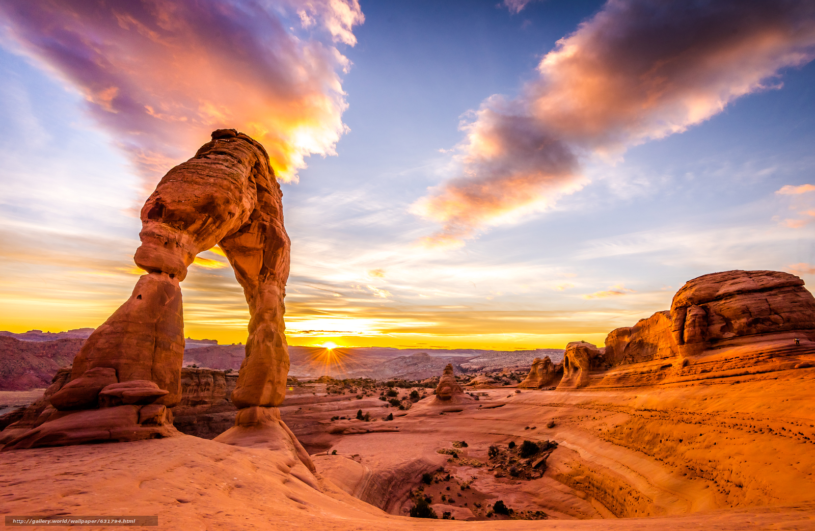 Download Wallpaper Delicate Arch, Sunset, Mountains, - Arches National ...