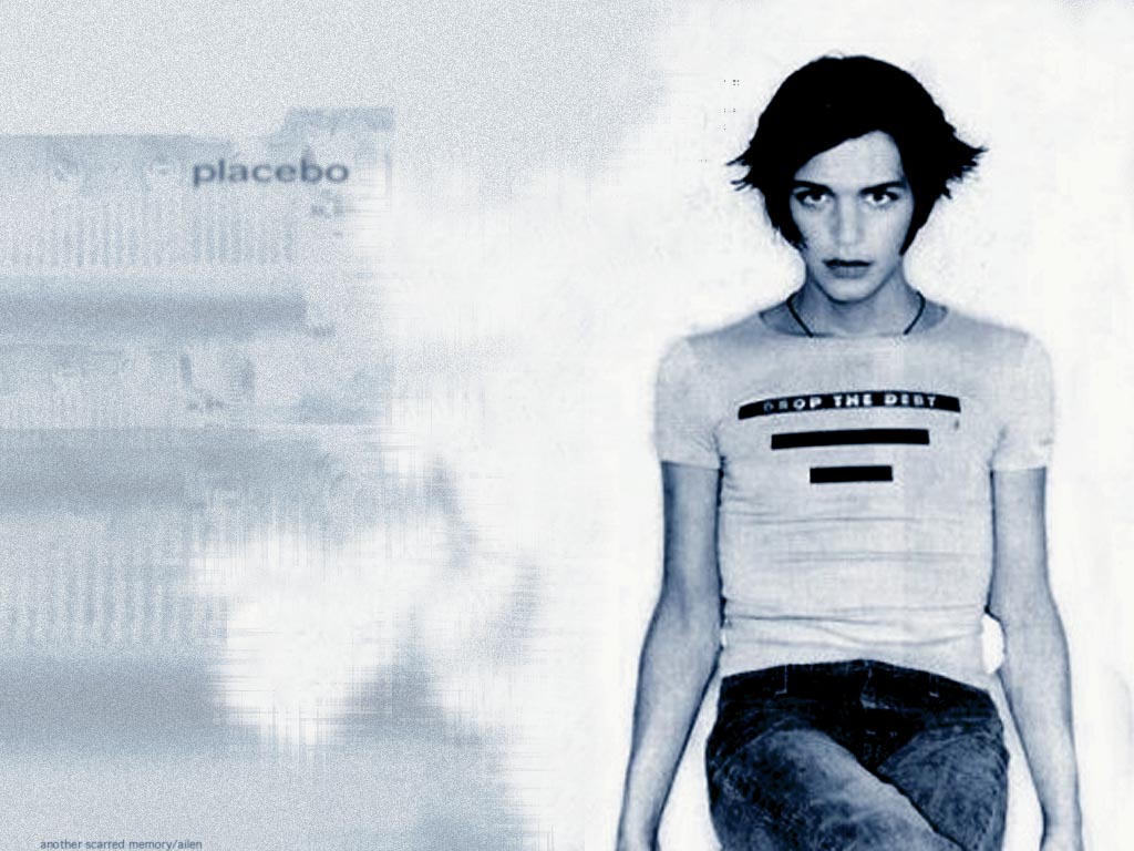 Placebo - Brian Molko- WallpaperUse