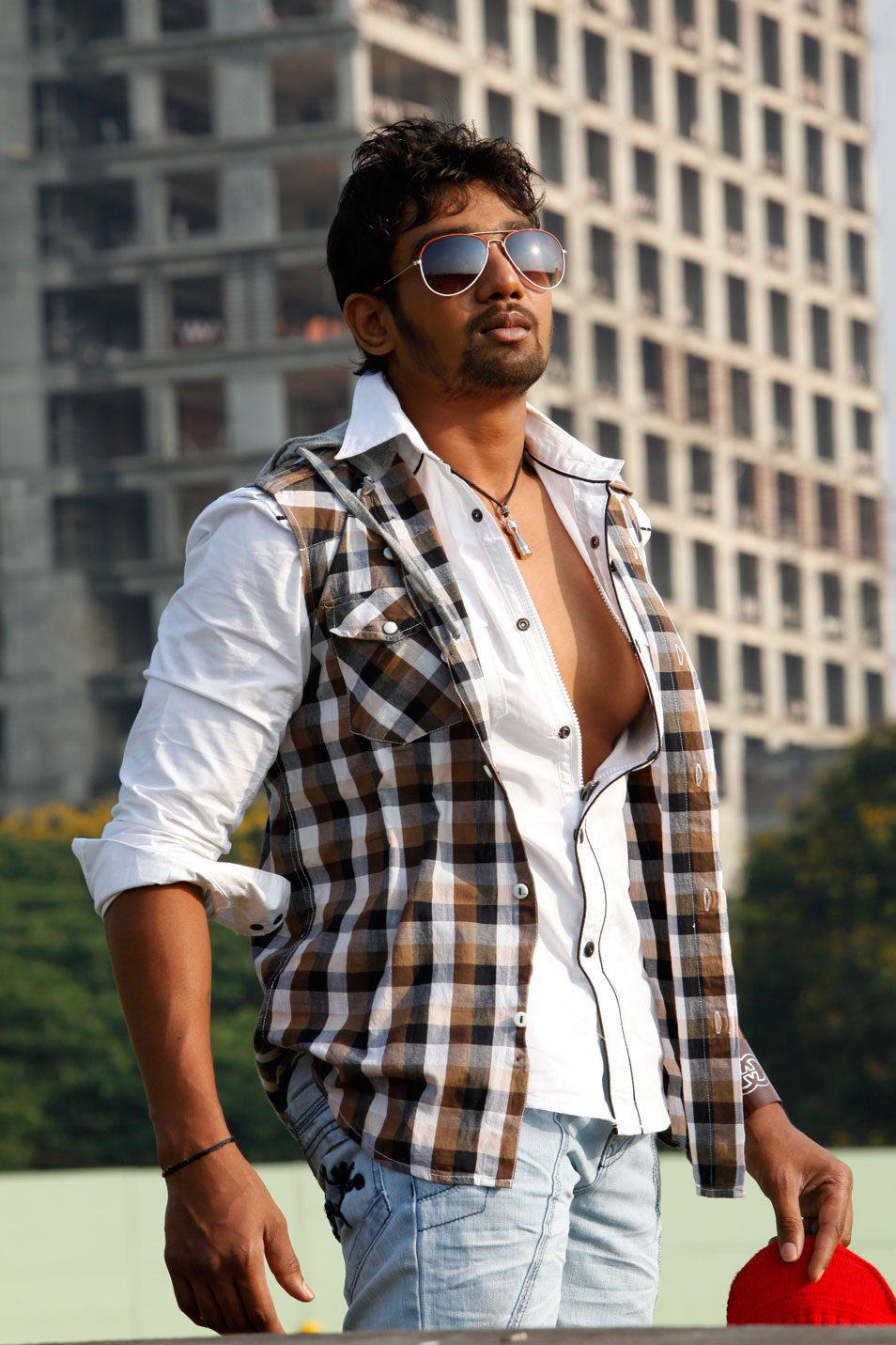 Dhruv Sarja Kannada Hero - Dhruva Sarja First Movie- WallpaperUse