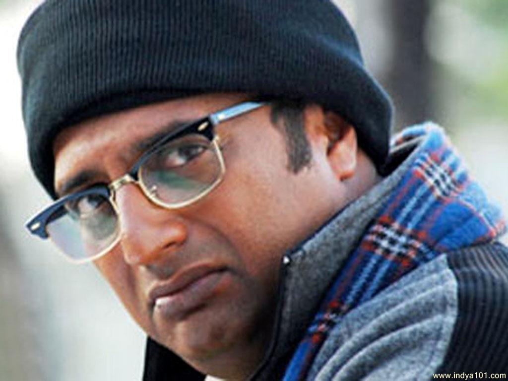 Prakash Raj Funny- WallpaperUse