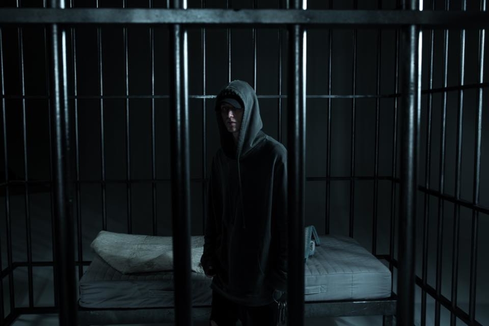 Nf In A Cage- WallpaperUse