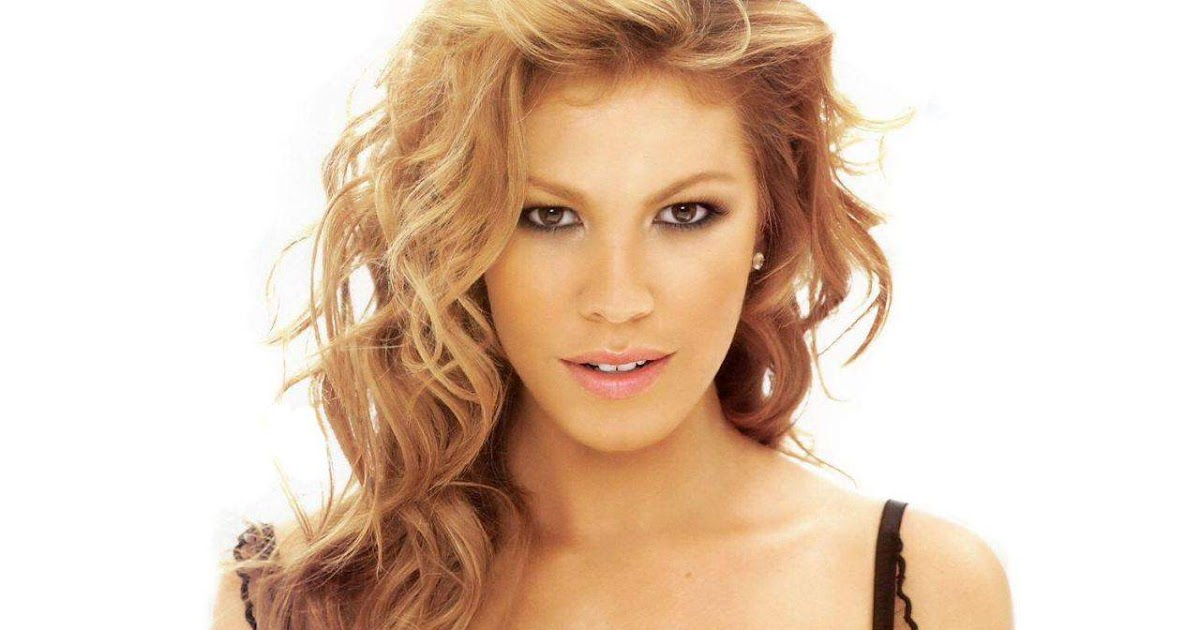 Nikki Cox Biography And Photos - Nikki Cox- WallpaperUse