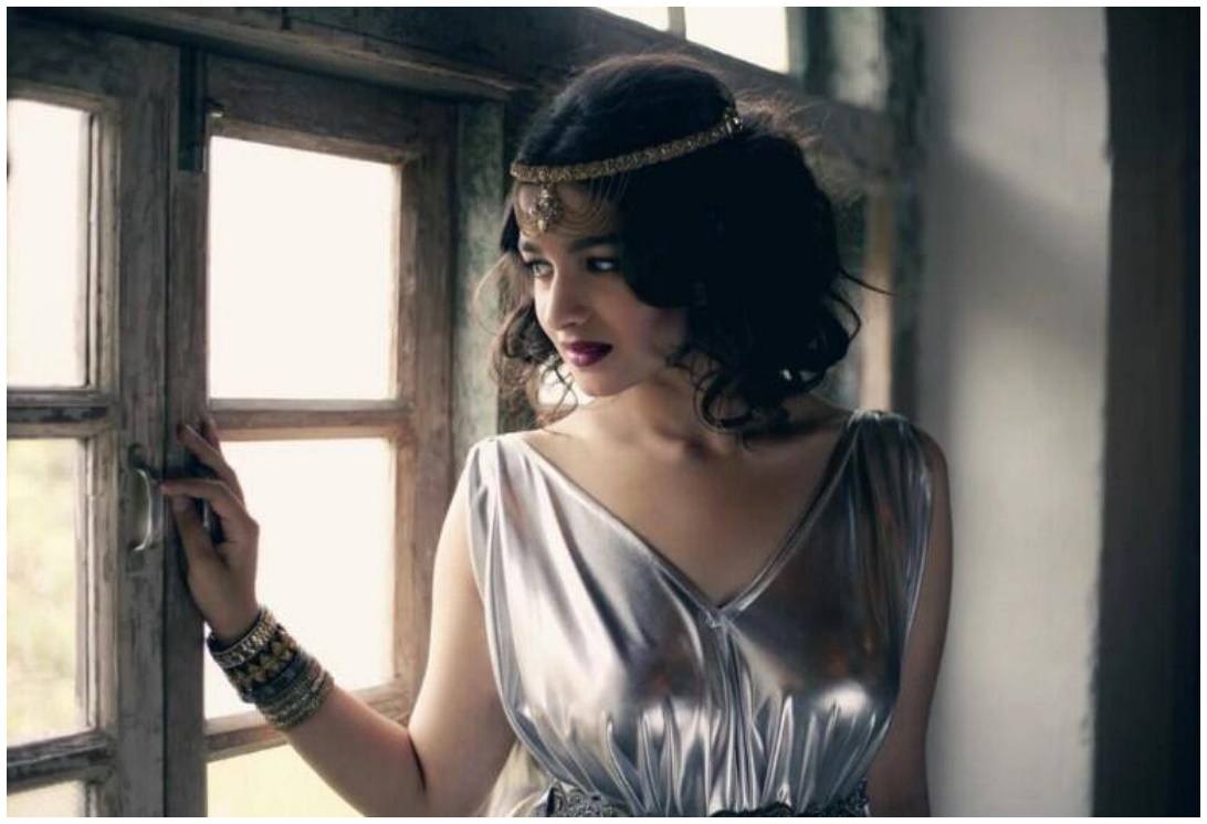 soni name wallpaper,beauty,black hair,photography,photo shoot,window ...