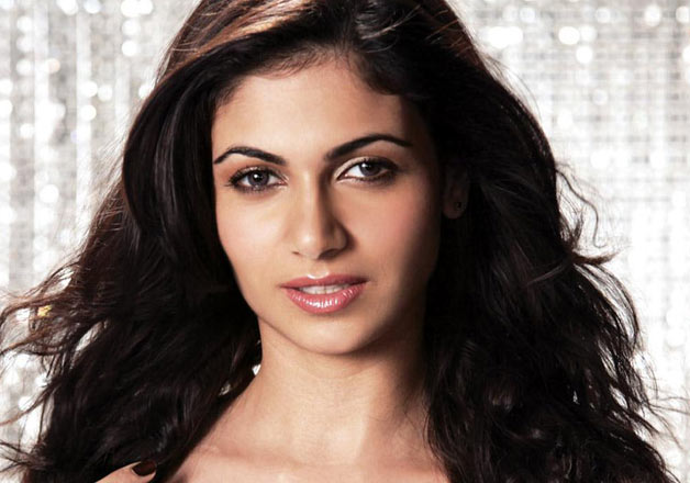 simran name wallpaper,hair,face,eyebrow,hairstyle,beauty (#614019 ...