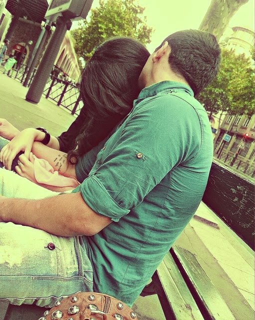 Sache Pyar Ki Kahaniya Hindi Me - Cute Pic Of Beautiful Couple ...