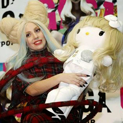 wallpaper boneka line,doll,toy,blond,teddy bear,barbie (#631559 ...