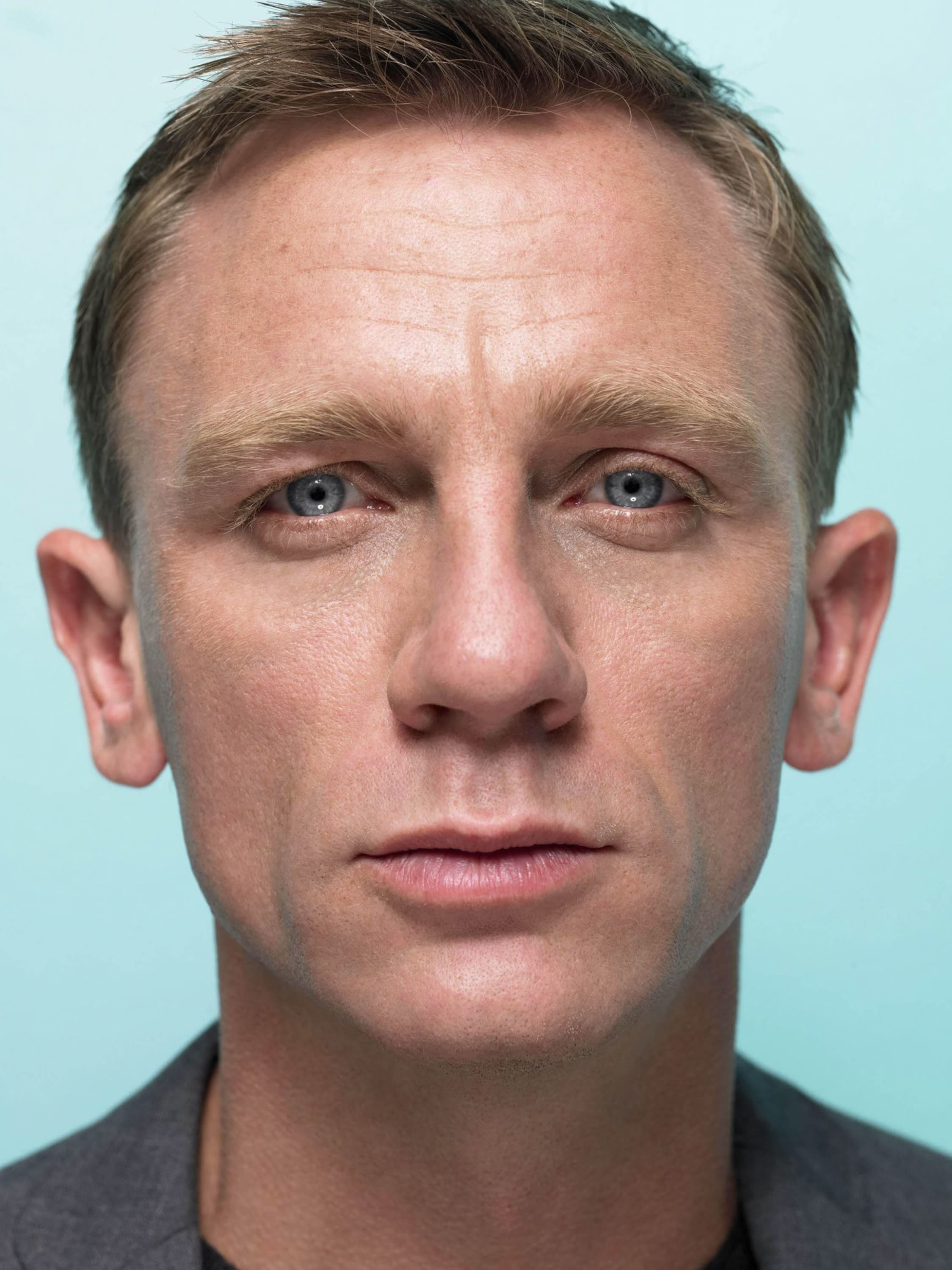Daniel Craig Full Hd Wallpapers - Photoshoot Daniel Craig Hd- WallpaperUse