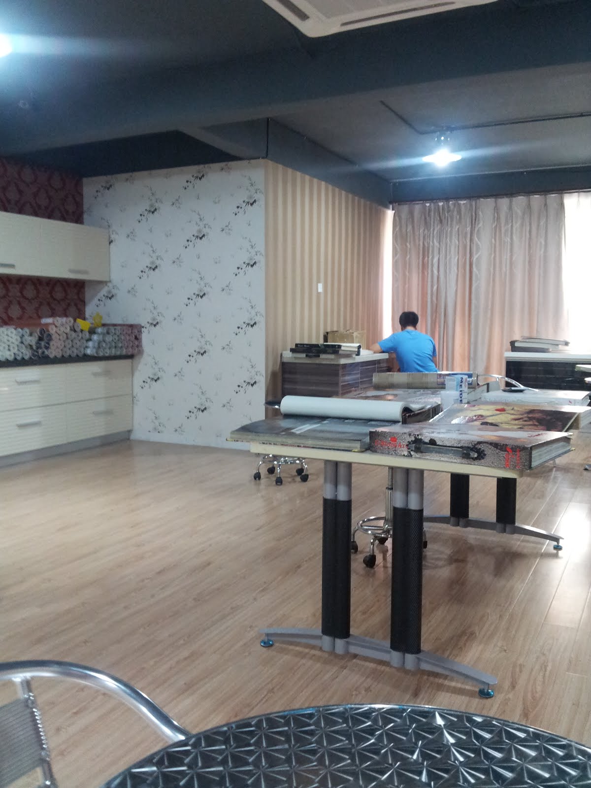 kedai wallpaper,room,interior design,property,building,furniture ...