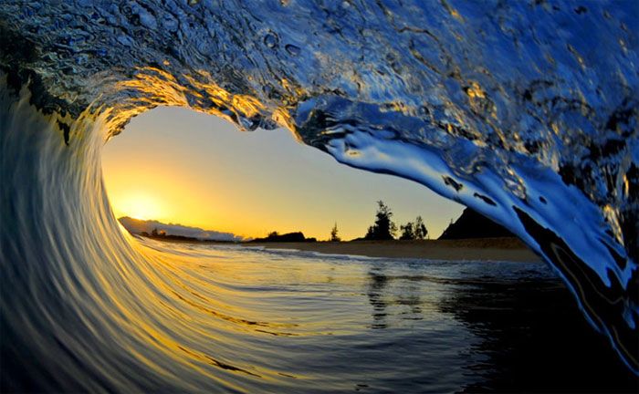Beautiful Waves - Ocean Wave Photography- WallpaperUse