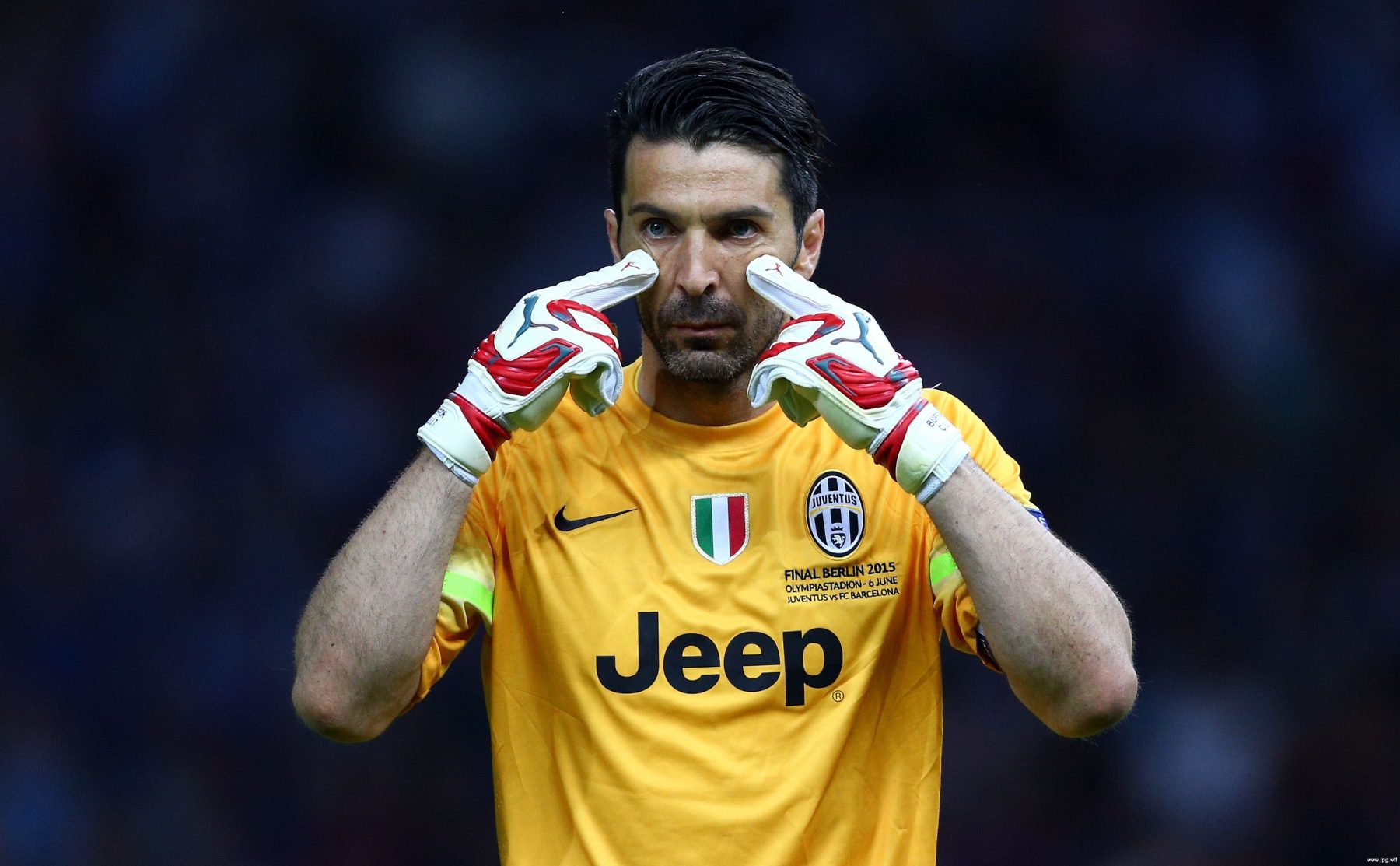 buffon wallpaper,player,football player,soccer player,team sport,team ...