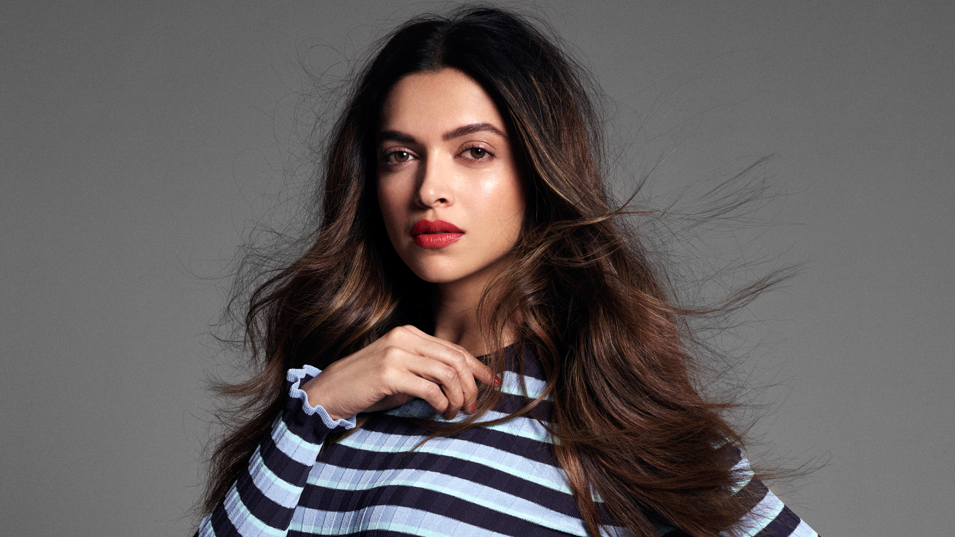 deepika padukone latest wallpaper,hair,face,lip,hairstyle,eyebrow ...