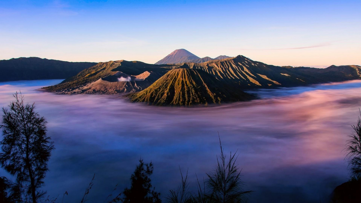 Wallpaper Gunung Bromo - Bromo Tengger Semeru National Park- WallpaperUse